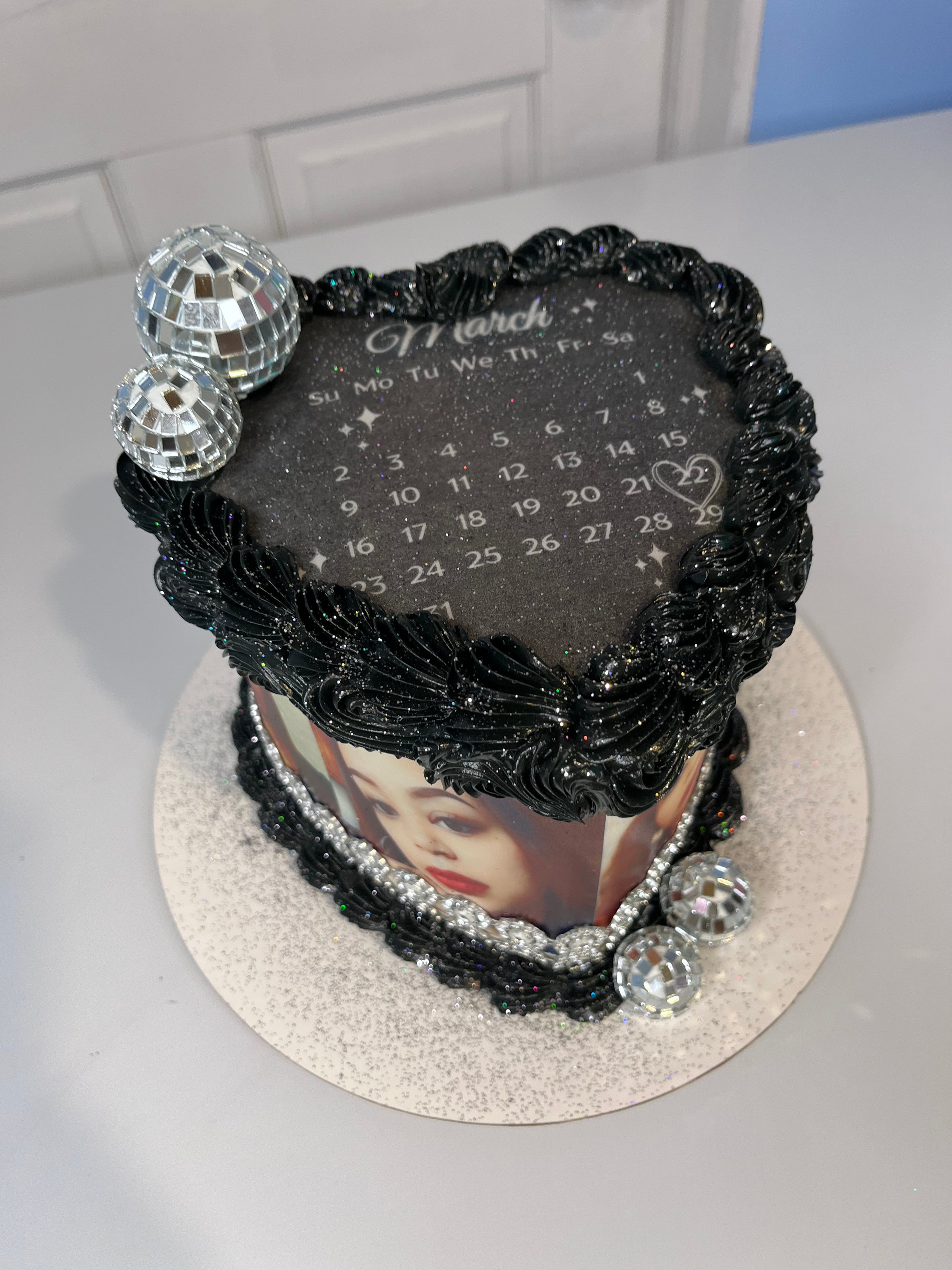Burn Away Cake | Mouthful of Cakes